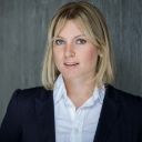 Testsieger verpflichtet: Versicherungsgruppe die Bayerische verbessert ...